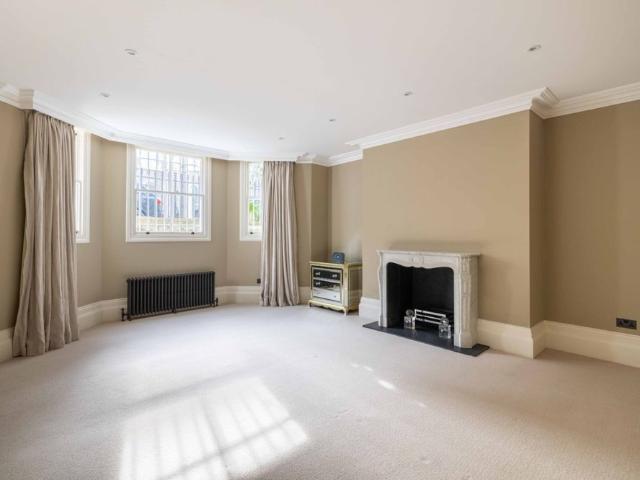 Phillimore Place, Kensington, London, W8