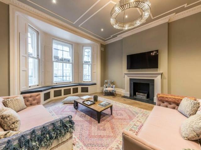 Phillimore Place, W8, London