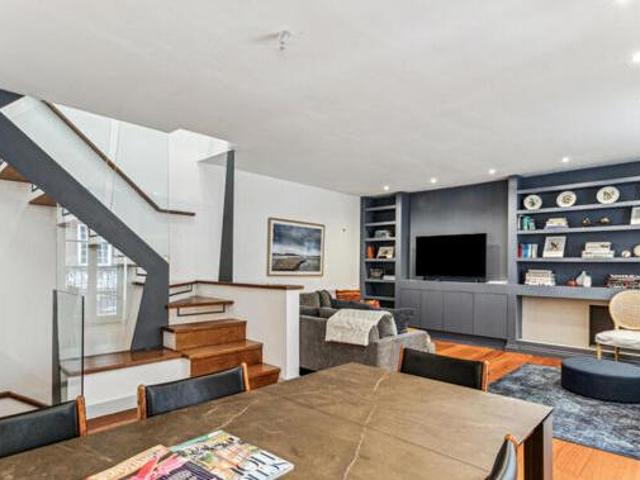 Phillimore Walk, Kensington, 3 Bedroom Mews