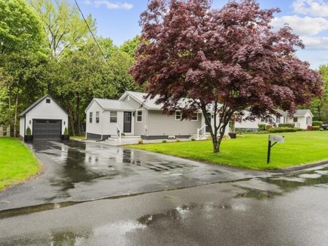 Phillips Dr, Holyoke, Home For Sale