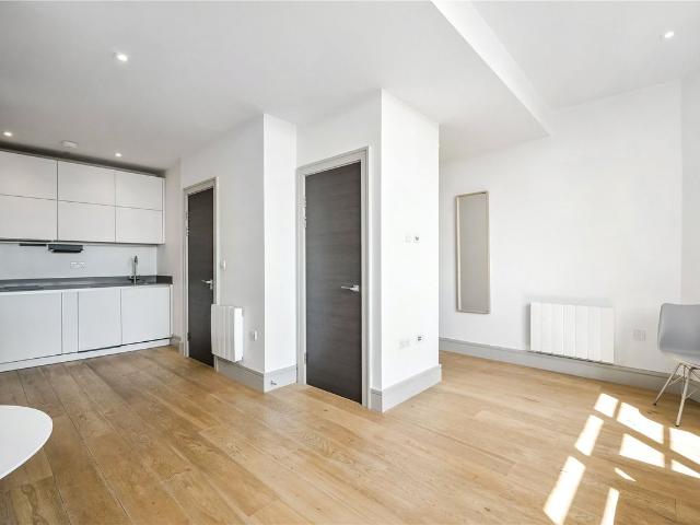 Philpot Street, London E1, Studio to rent, £1,550 pcm | PrimeLocation