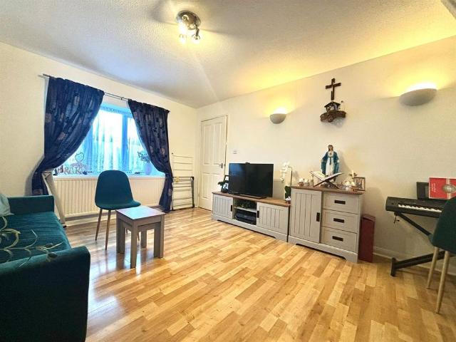 Philpots Close, Yiewsley, West Drayton, UB7