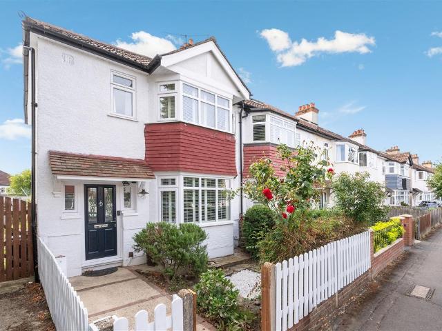 Phyllis Avenue, Motspur Park KT3, 3 bed property to rent, £2,500 pcm | PrimeLocation