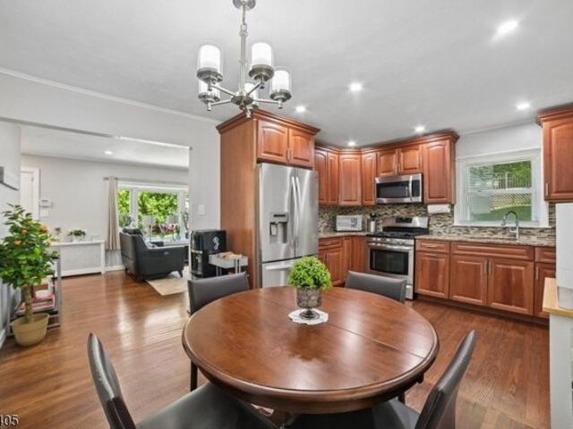 Phyllis Rd, West Orange, Home For Sale