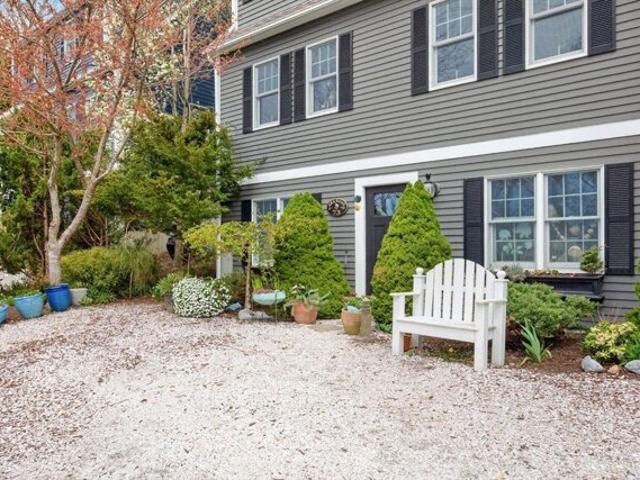 Pimlico Pond Rd, Sandwich, Home For Sale