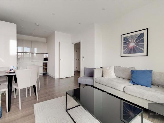 Pinto Tower, Nine Elms SW8, 1 bed flat to rent, £3,000 pcm | PrimeLocation
