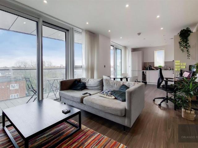 Pinto Tower, Nine Elms Point 2 bed apartment to rent £3,700 pcm £854 pw