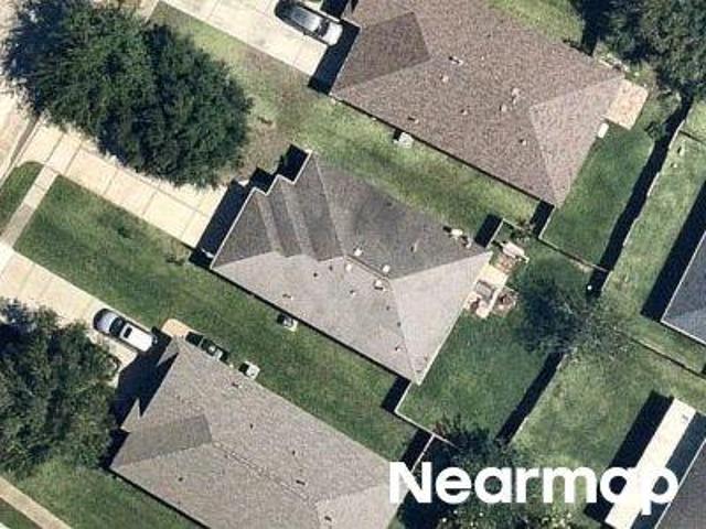 Pin Oak Creek Ln