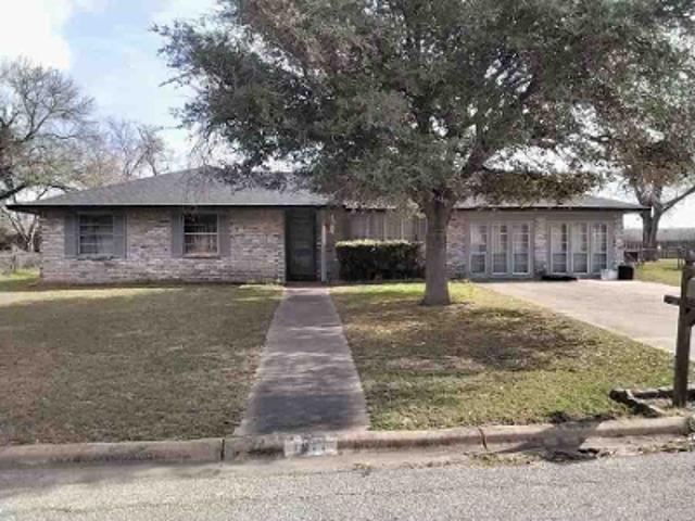 Pin Oak Dr