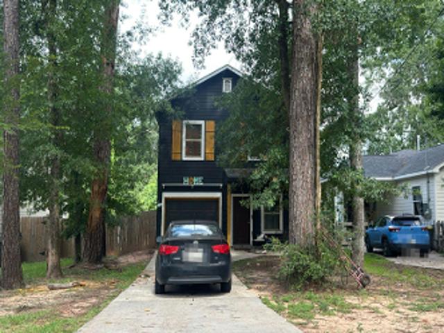 Pine Bough Ln