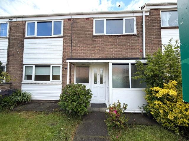 Pine Close, Skelmersdale WN8, 3 bed terraced house to rent, £850 pcm | PrimeLocation