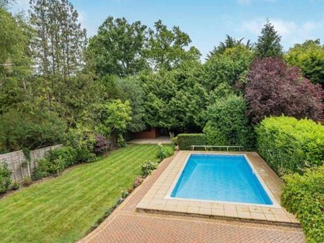 Pine Grove, Brookmans Park, 4 Bedroom Detached