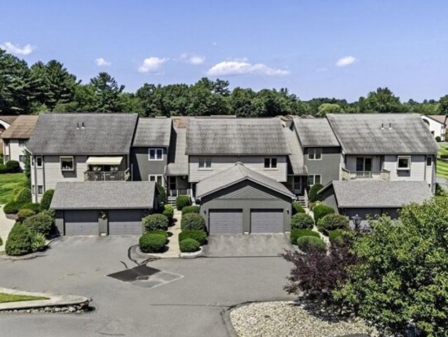 Pine Grove Dr Unit,south Hadley, Condo For Sale