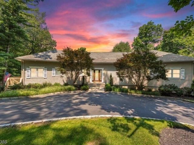 Pine Grove Rd, Berkeley Heights Twp, Home For Sale