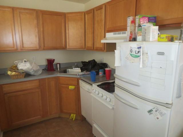 Pine Hill 3 Bedroom Apartment for Rent at 4801 Pine St, Philadelphia, PA 19143 Cedar Park