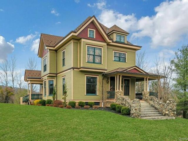 Pine Hill Rd, Chester, Home For Sale