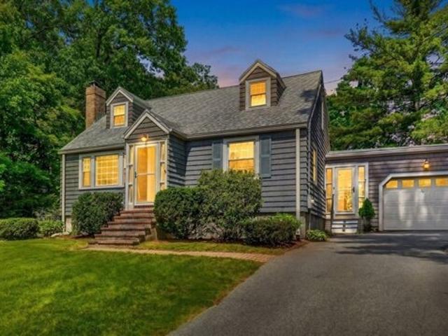 Pine Hill Rd, Bedford, Home For Sale