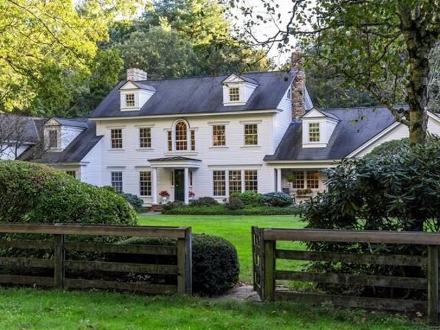 Pine Hill Rd, Burlington, Home For Sale