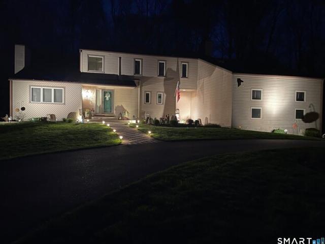 Pine Hollow Dr, Middlebury, Home For Sale