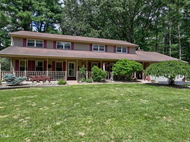 Pine Knoll Dr, Saratoga Springs, Home For Sale
