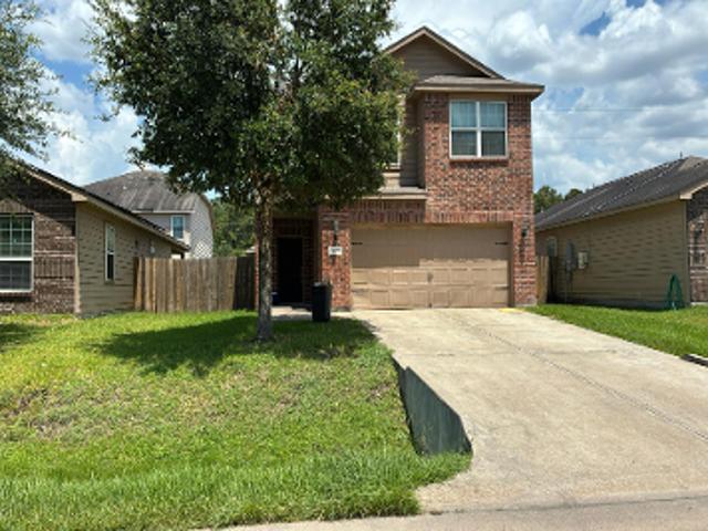 Pine Landing Dr
