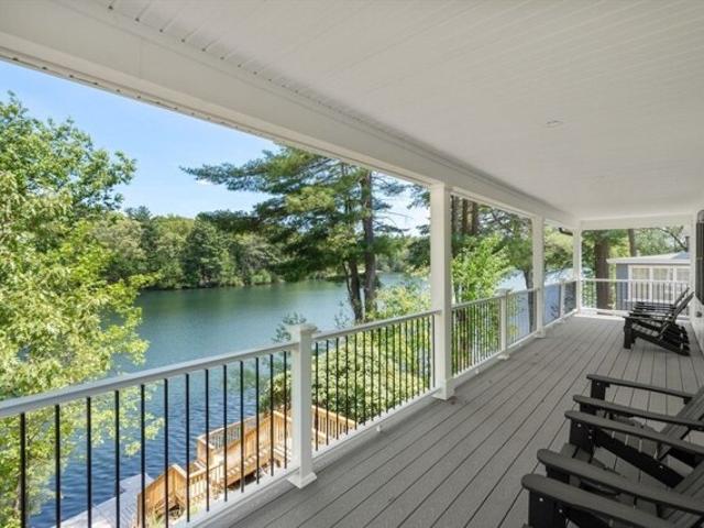 Pine Point Rd, Stow, Home For Sale