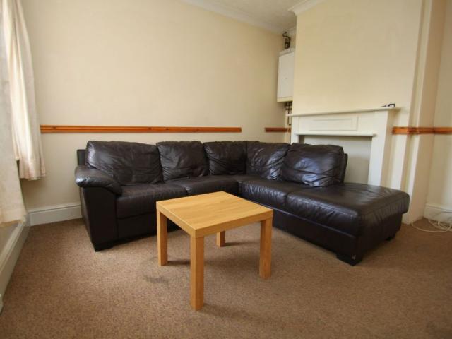 Pine Road, Bournemouth, BH9