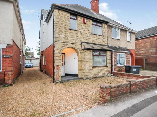 Pine Road, Bournemouth BH9 4 bed property to rent £2,250 pcm £519 pw