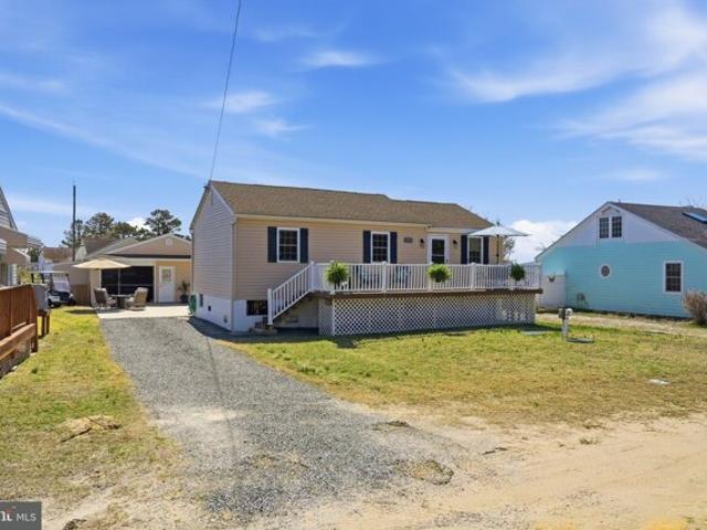 Pine St, Milford, Home For Sale