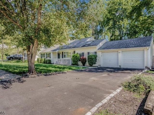 Pine St, Newton, Home For Sale