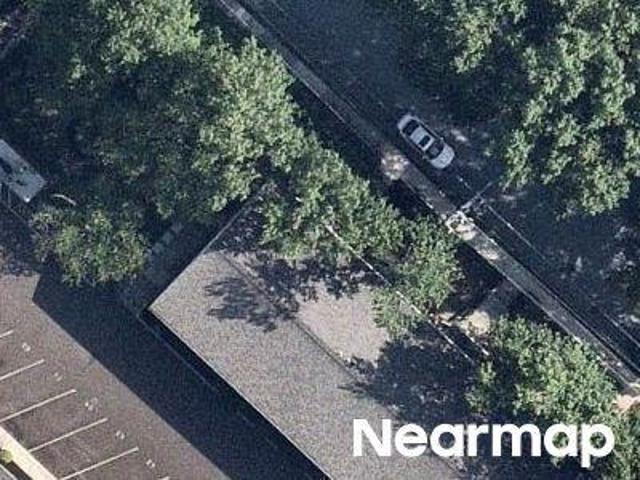 Pine St Apt J4