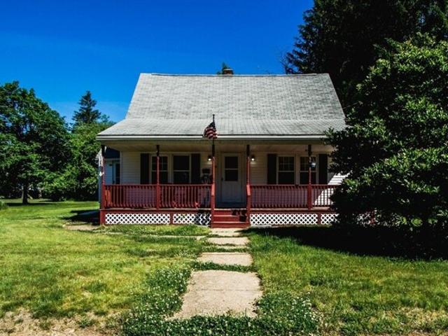 Pine St, Templeton, Home For Sale