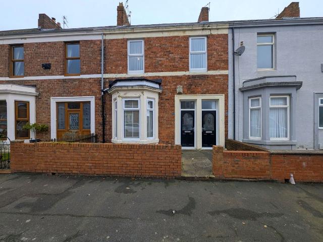 Pine Street, Jarrow NE32, 2 bed flat to rent, £675 pcm | PrimeLocation