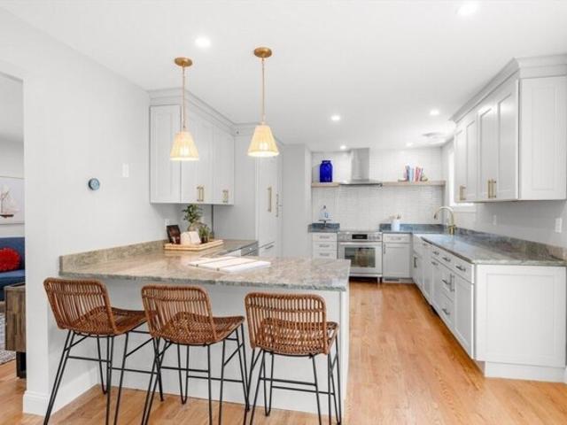 Pine Tree Ln, Tisbury, Home For Sale