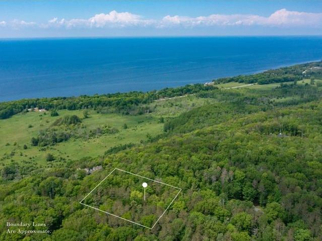 Pine Tree Rd, Sturgeon Bay, WI 54235