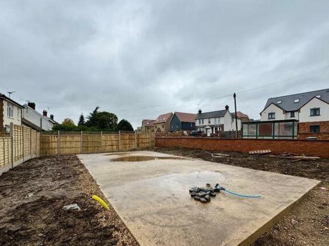 Pine View Park, The Beeches, Maulden, Park Home For