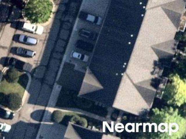 Pinecroft Dr