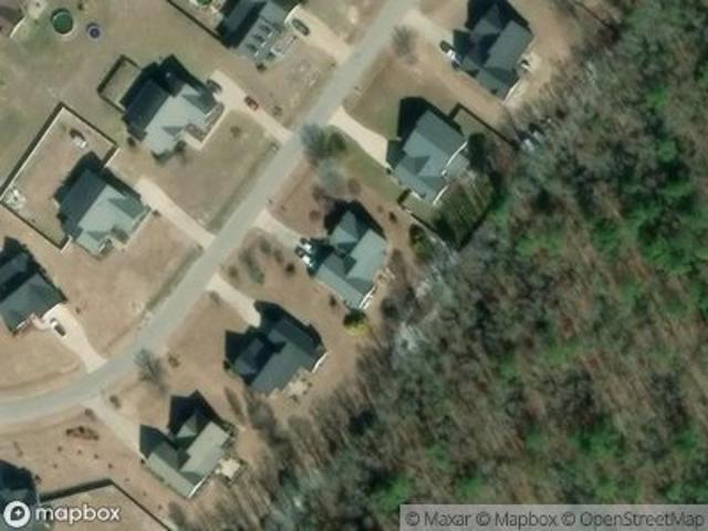 Pinecroft Dr