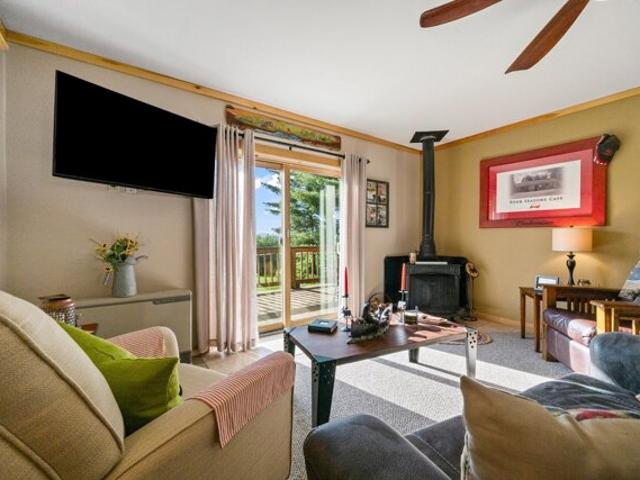 Pinegrove Ln, Rangeley, Home For Sale