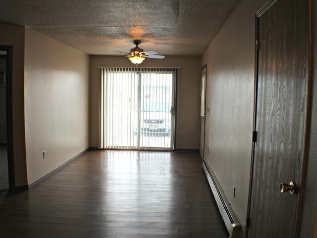 Pinedale Apartments and Red Cedar Townhomes 1 Bedroom Apartment for Rent at 388 Red Cedar St, Menomonie, WI 54751