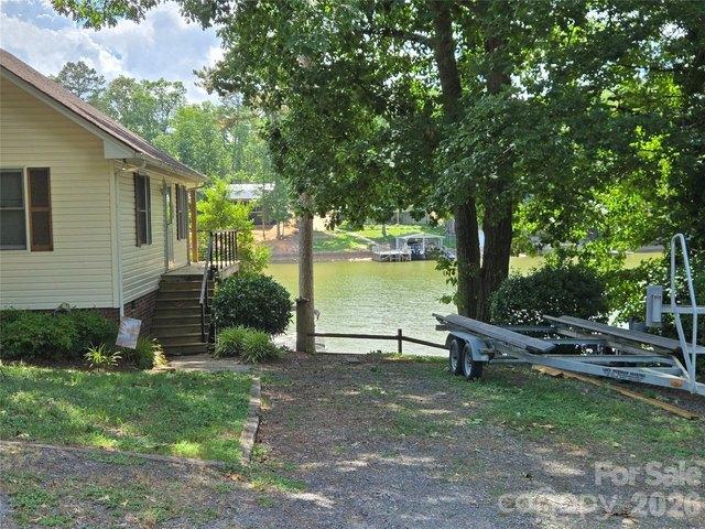 Pinehaven Dr Unit 289, Badin Lake, NC 28127