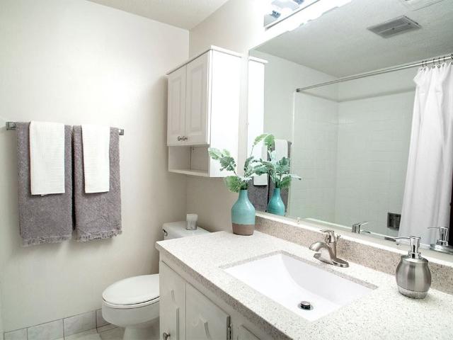 Pinehill Park 2 Bedroom Apartment for Rent at 1307 Galvin Rd S, Bellevue, NE 68005