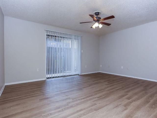 Pinehurst Apartments 2 Bedroom Apartment for Rent at 3401 E Marshall Ave, Longview, TX 75601