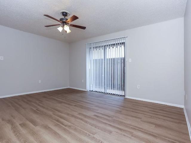Pinehurst Apartments 2 Bedroom Apartment for Rent at 3401 E Marshall Ave, Longview, TX 75601