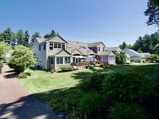 Pinehurst Dr Unit,east Longmeadow, Condo For Sale