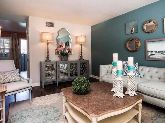 Pinehurst On Providence 3 Bedroom Apartment for Rent at 3904 Providence Rd, Charlotte, NC 28211 Foxcroft