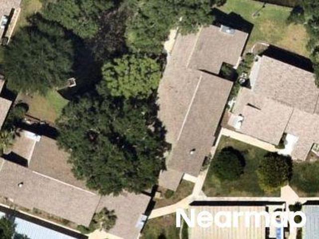 Pinelake Ln Apt 202