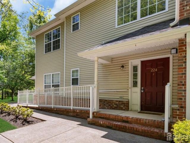 Pinelli Dr, Piscataway, Condo For Sale