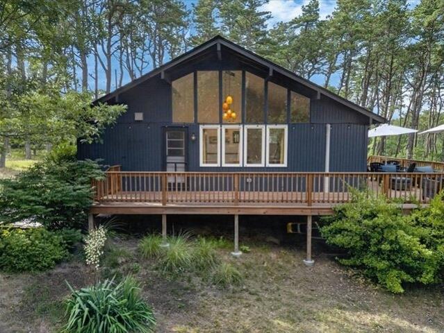 Pineneedle Rd, Wellfleet, Home For Sale