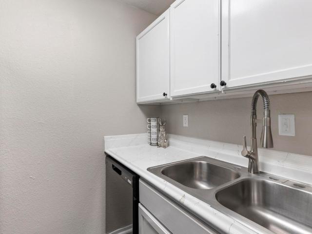 Pines at Humble Park 2 Bedroom Apartment for Rent at 412 S Bender Ave, Humble, TX 77338 Humble